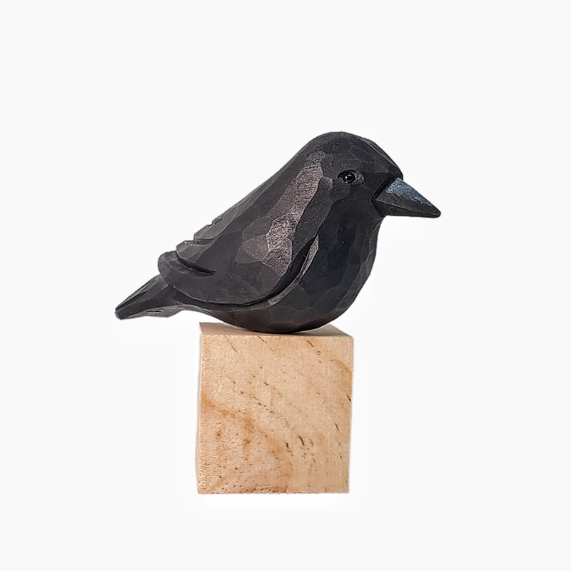 Whimsical Crow Figurine for Home Decor - Intricate Details – Wooden Islands
