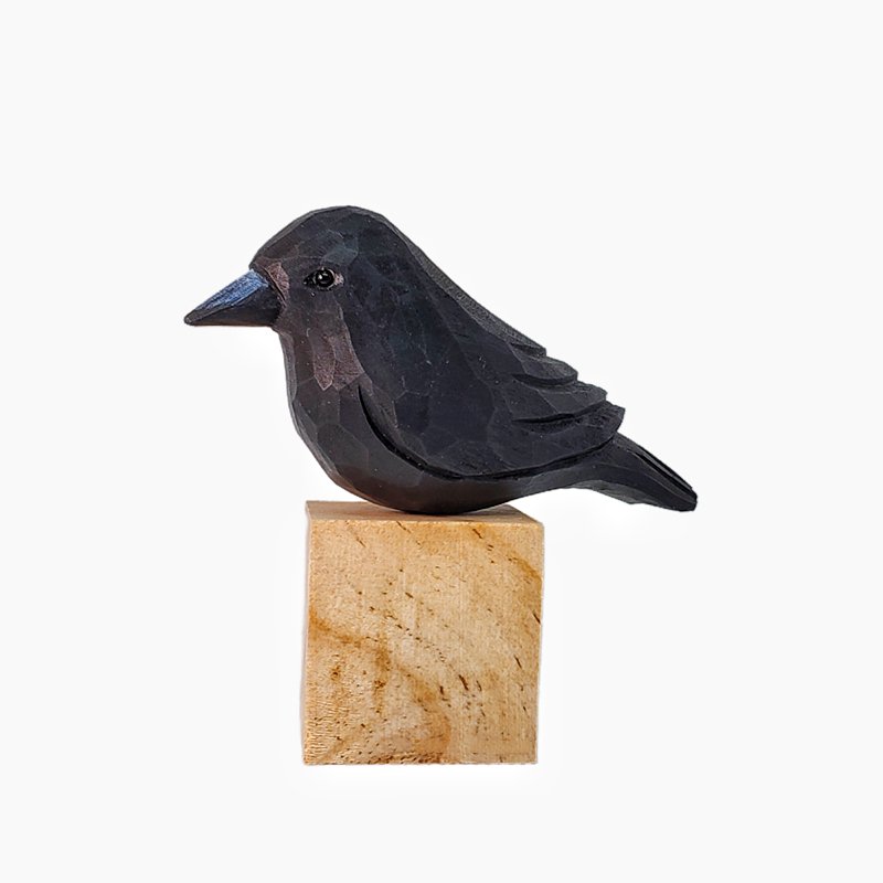 Whimsical Crow Figurine for Home Decor - Intricate Details – Wooden Islands
