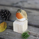 Hand carved bird figurine set - perfect for collectors! – Wooden Islands